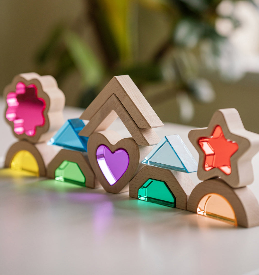 High Quality Lucite - Reflective & Crystal-clear Cubes and Blocks ...